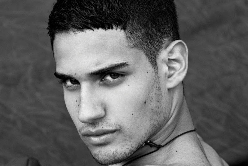 NEWCOMER BRUNO CARVALHO | THE DIDIO'S EYES